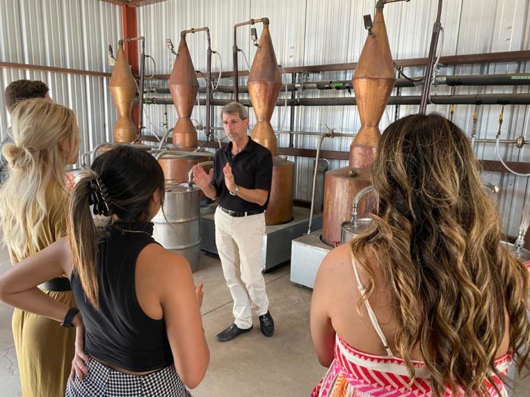 Dripping Springs Distilling - Tastings At Distillers Bar